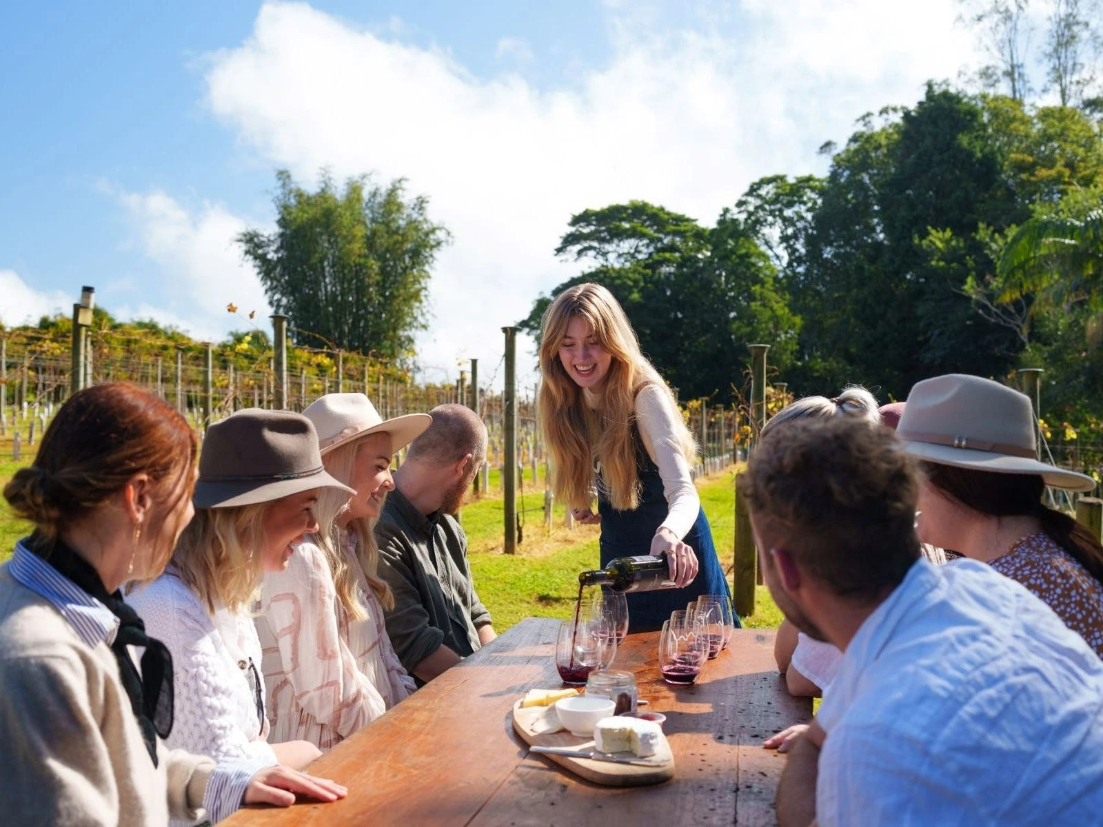 The Vino Bus | Experience Gold Coast
