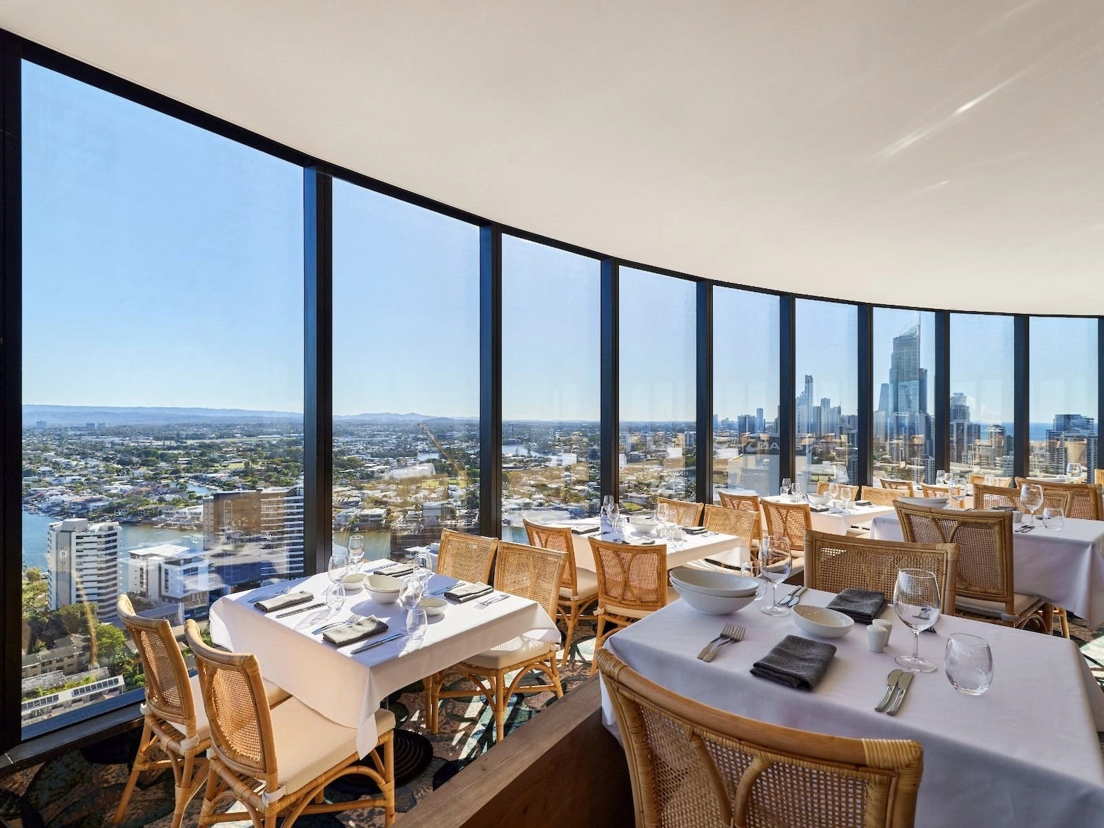 Horizon Sky Dining | Experience Gold Coast