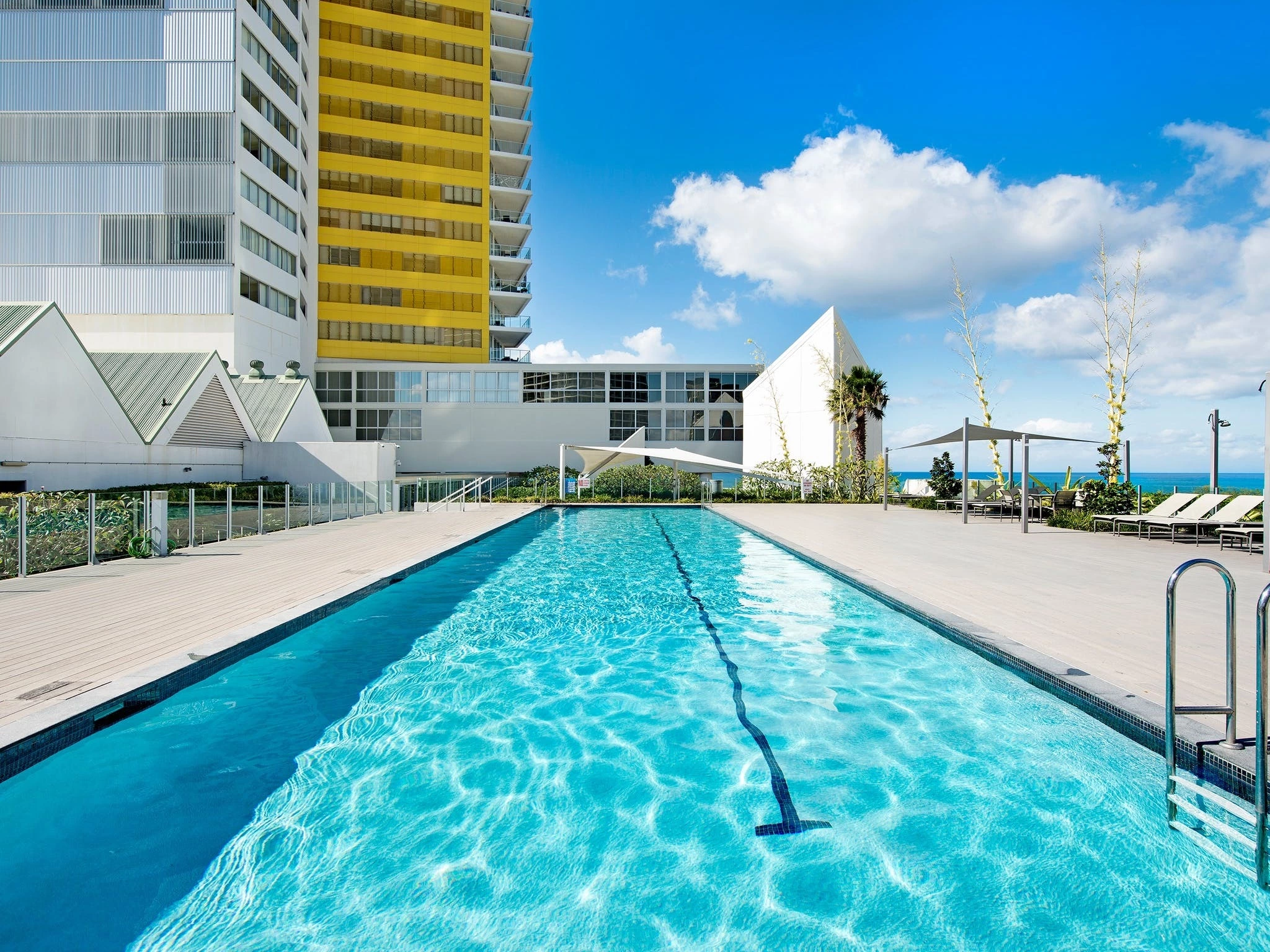 ULTIQA Air on Broadbeach | Experience Gold Coast